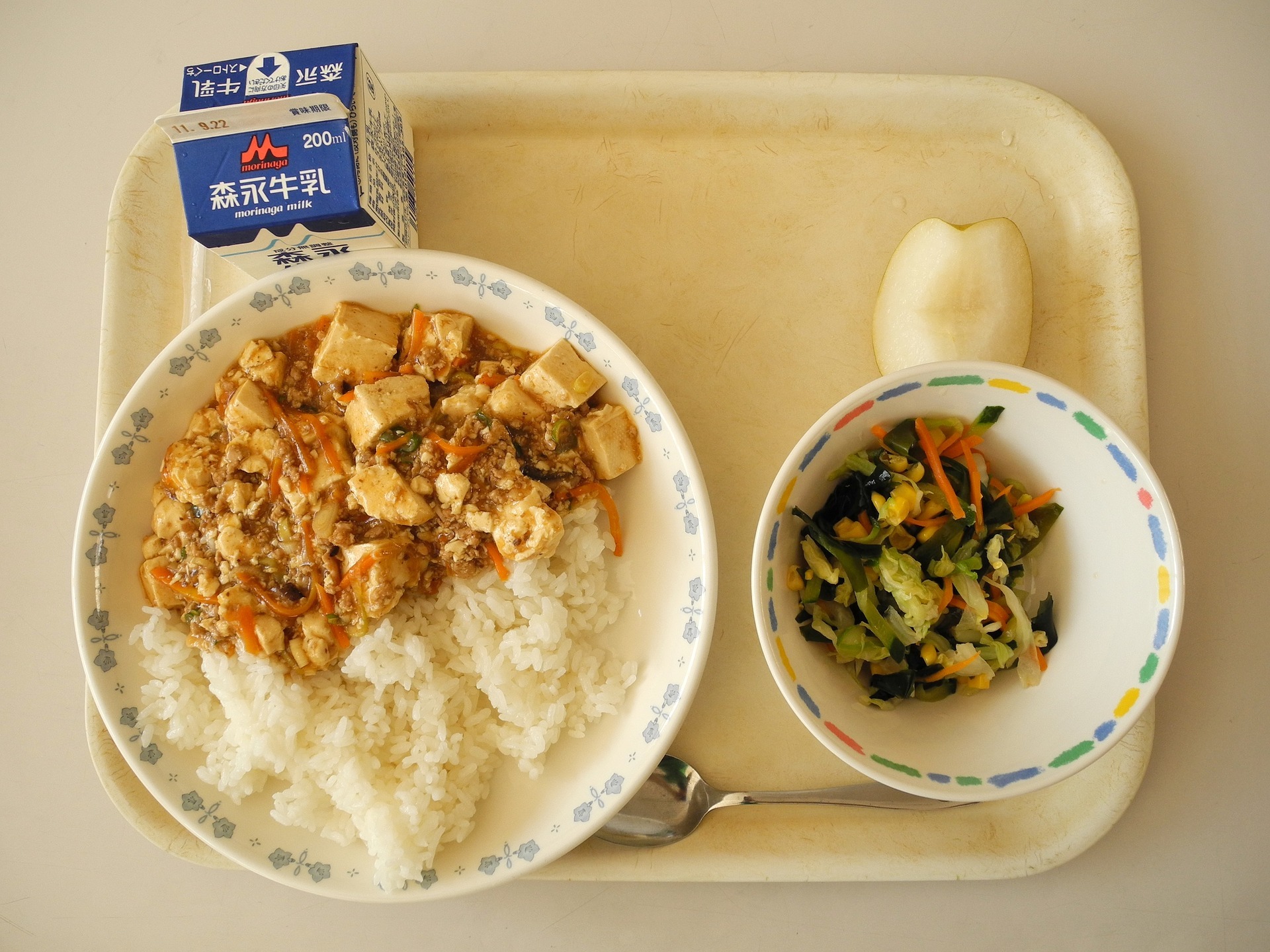 Memory and Empathy in a Japanese School Lunch – Kyoto Journal